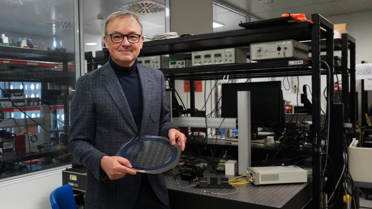 Professor Capmany, leader of Photonics Research Labs-iTEAM, awarded by ...